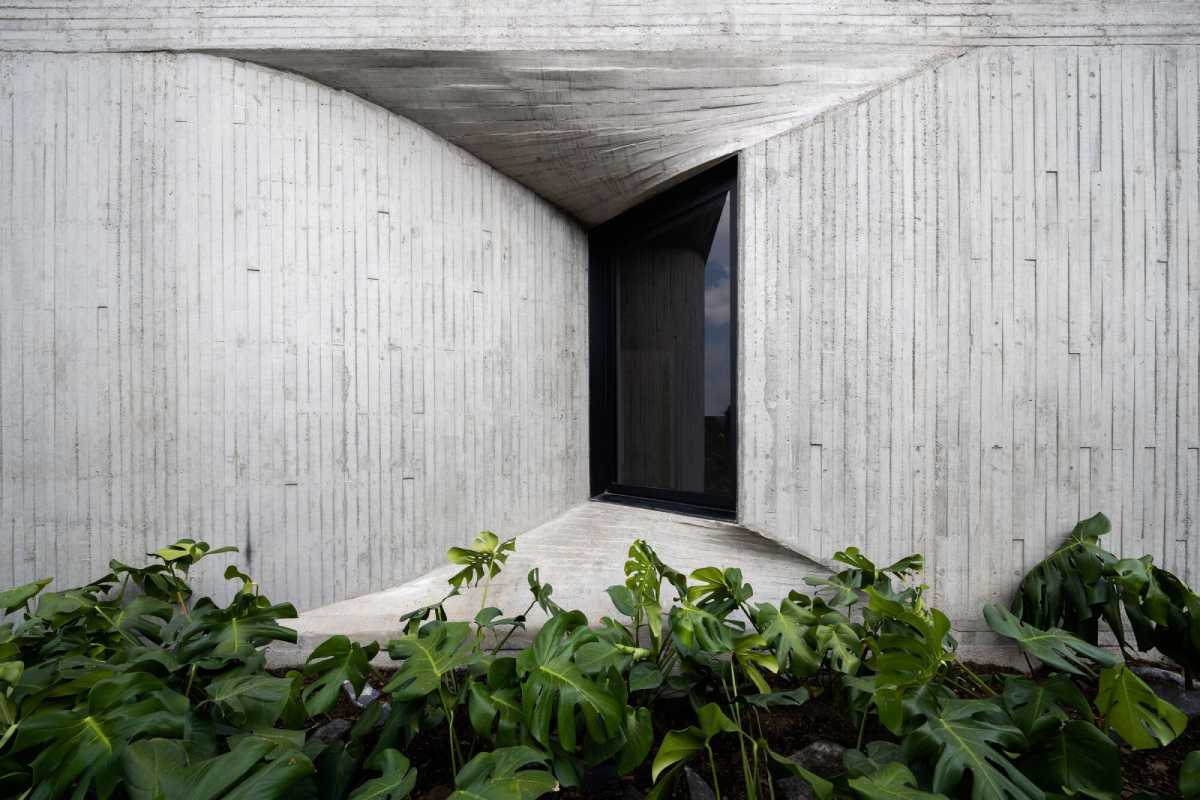 DL1310: Una particular fachada para un edificio “tradicional” de ...
